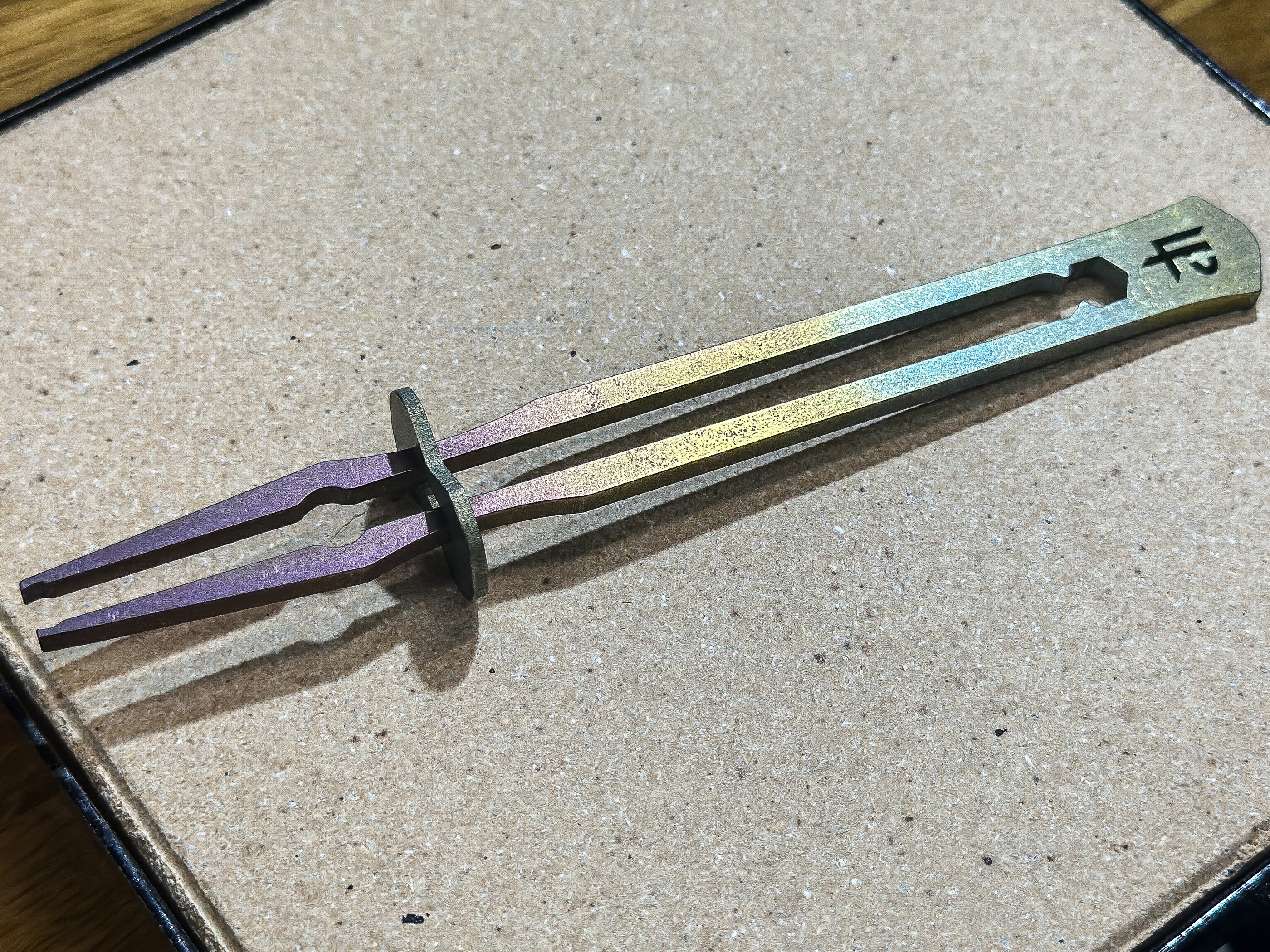 Ti Tweezy (Tweezers) — Lion Punch Forge